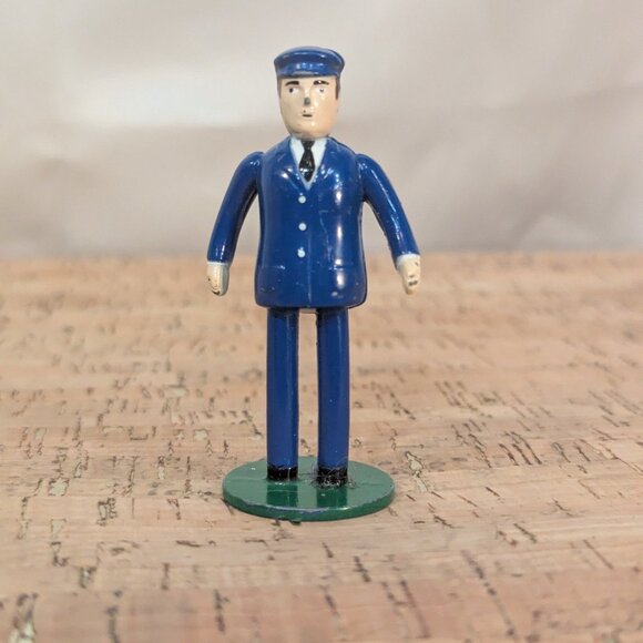 TOMY | Toys | 99 Thomas The Tank Engine Die Cast Conductor Figure Ertl ...